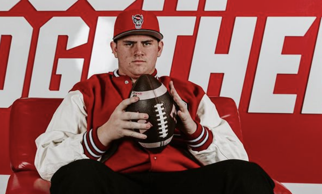 Former Utah State Offensive Lineman Teague Anderson Signs his NLI to ...